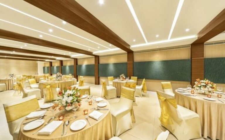 Banquet Hall Interior Design Tips For A Modern And Stylish Space - Ryan ...